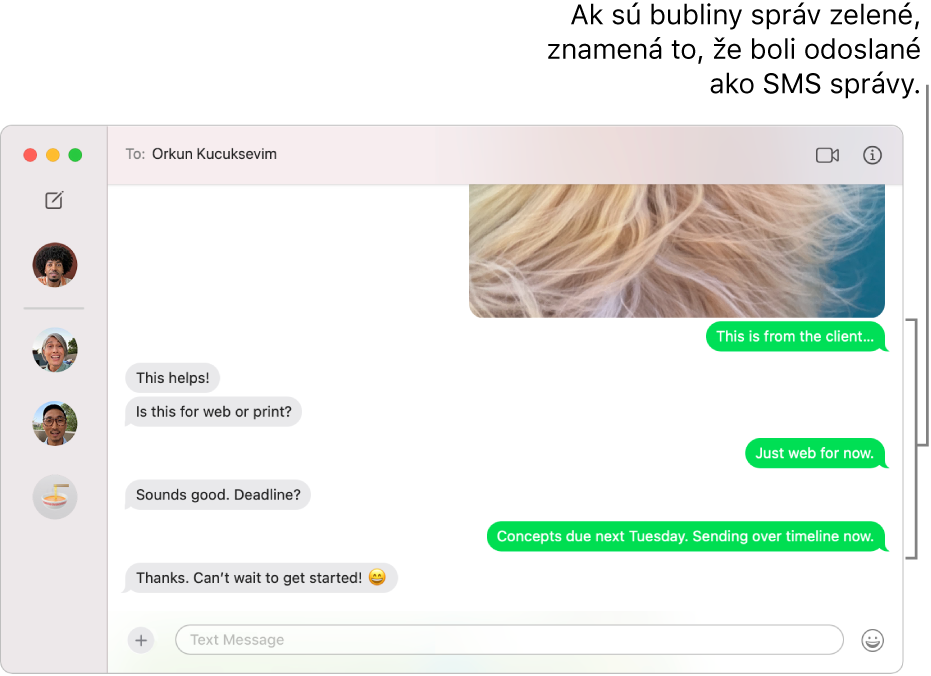 Okno Správy so zoznamom konverzácií na postrannom paneli vľavo a prepisom zobrazeným vpravo. Bubliny správ sú zelené, čo označuje, že boli odoslané ako textové SMS, MMS alebo RCS správy.